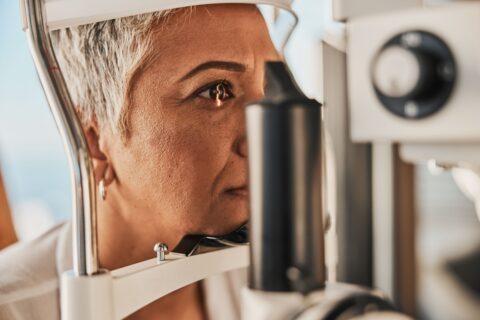 When Should You Stop Driving at Night with Cataracts? - Eye Care ...